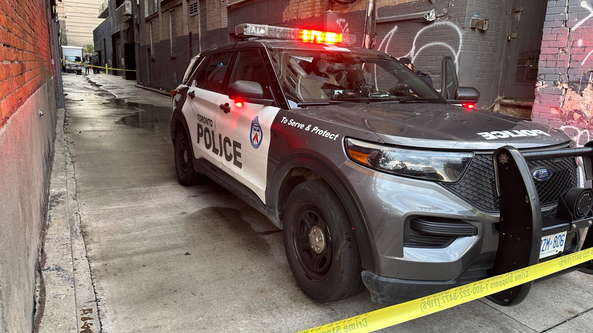 1 man in custody after man stabbed in downtown Toronto