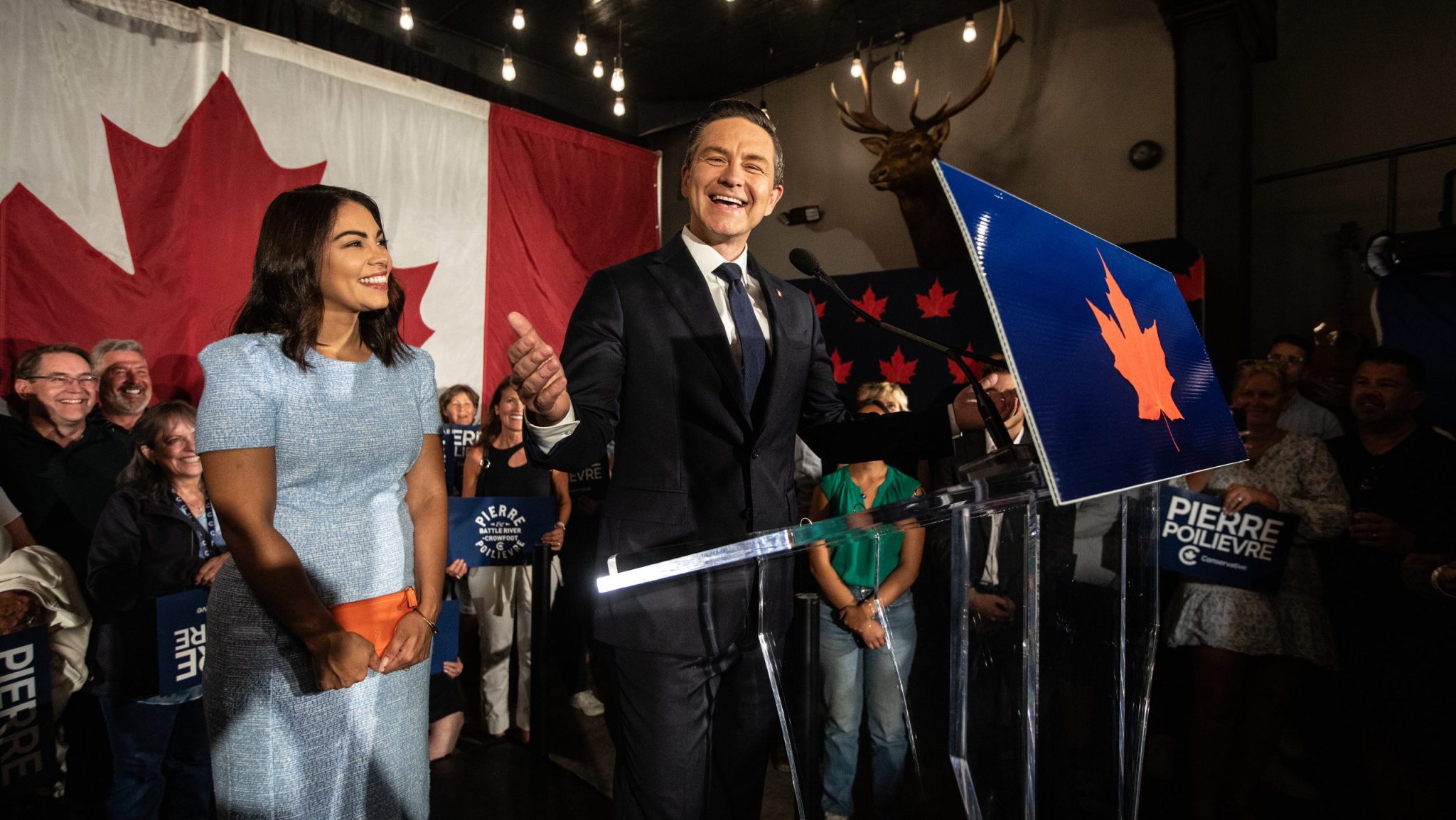 Handa, Ahluwalia announced as new morning hosts of Toronto's 98.1 CHFI