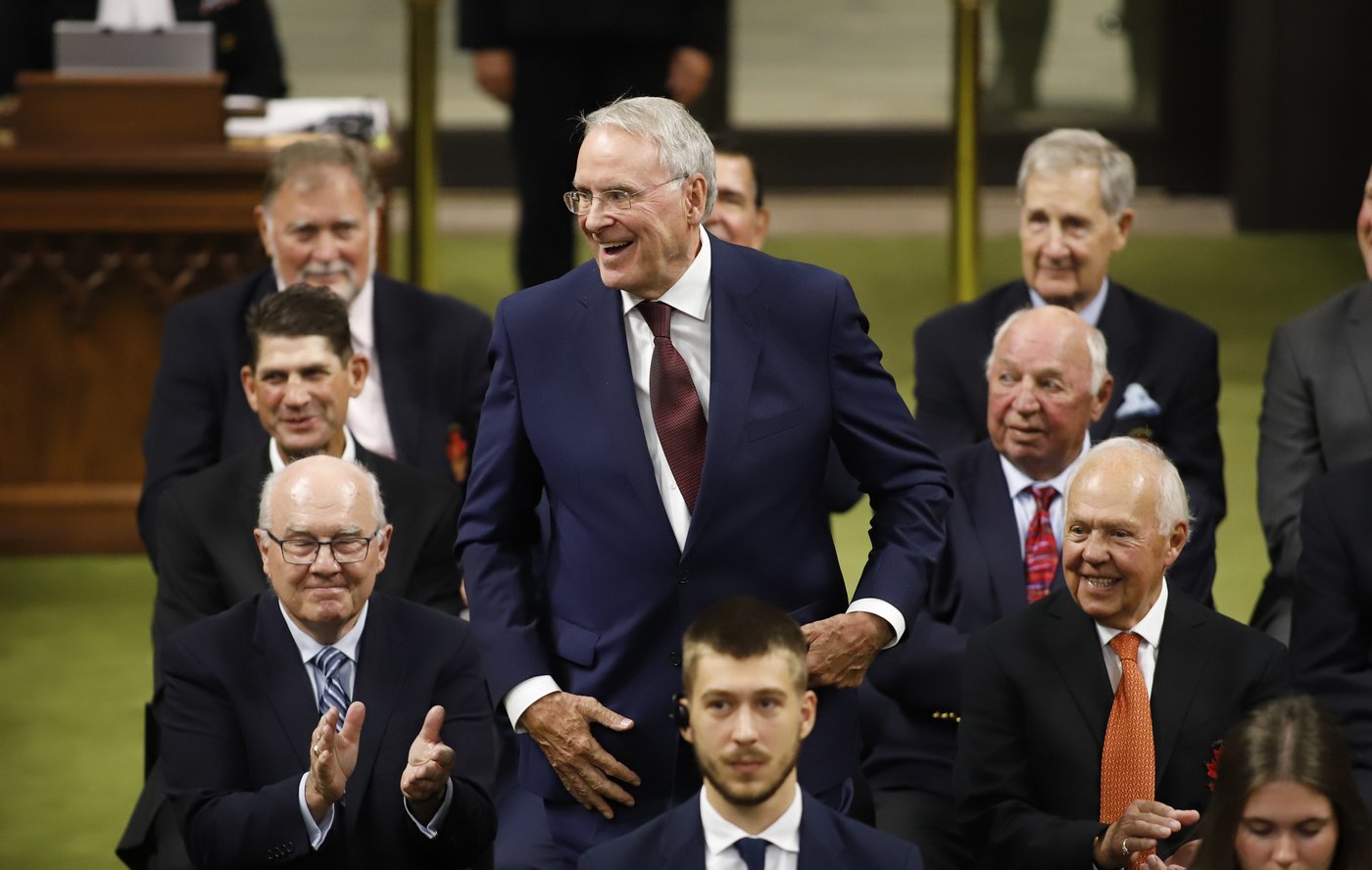 Former Canadiens star goaltender, MP Ken Dryden dies of cancer at age 78