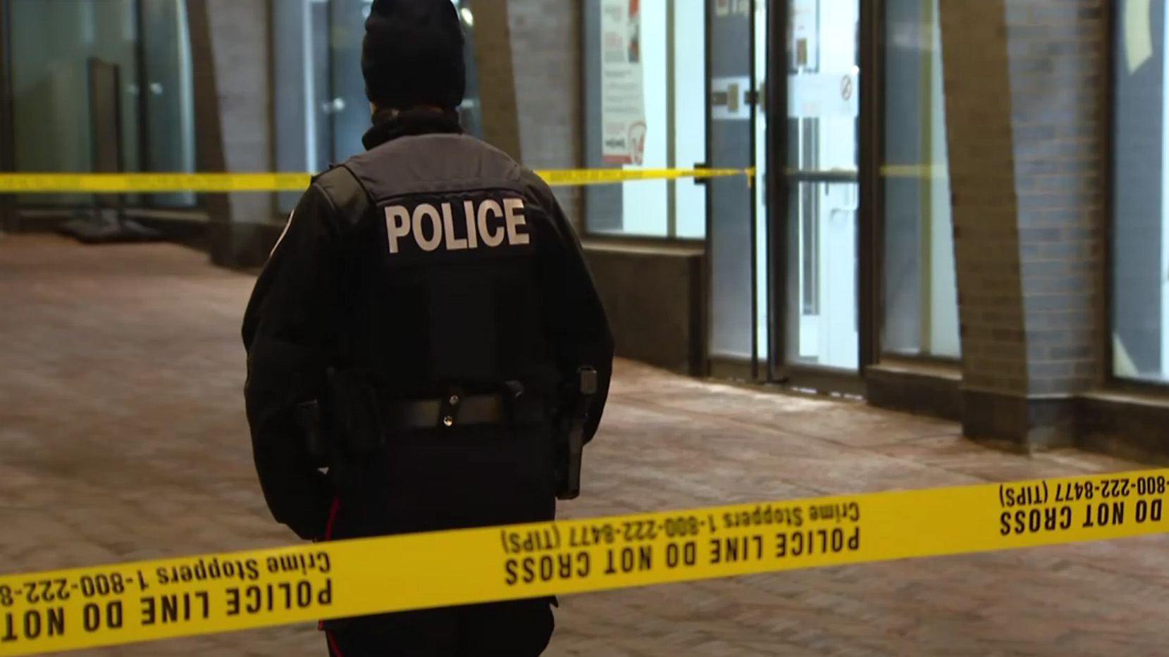 Man sought after woman found with gunshot wound in downtown Toronto