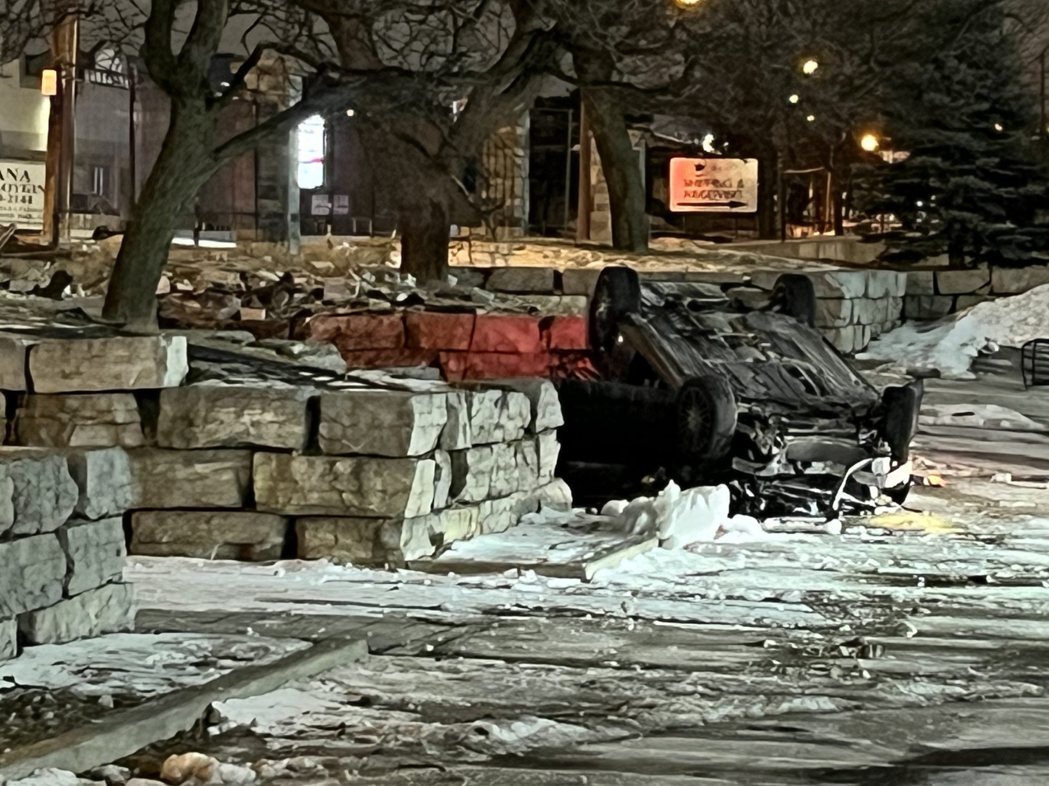 2 males arrested after fleeing crash scene in North York