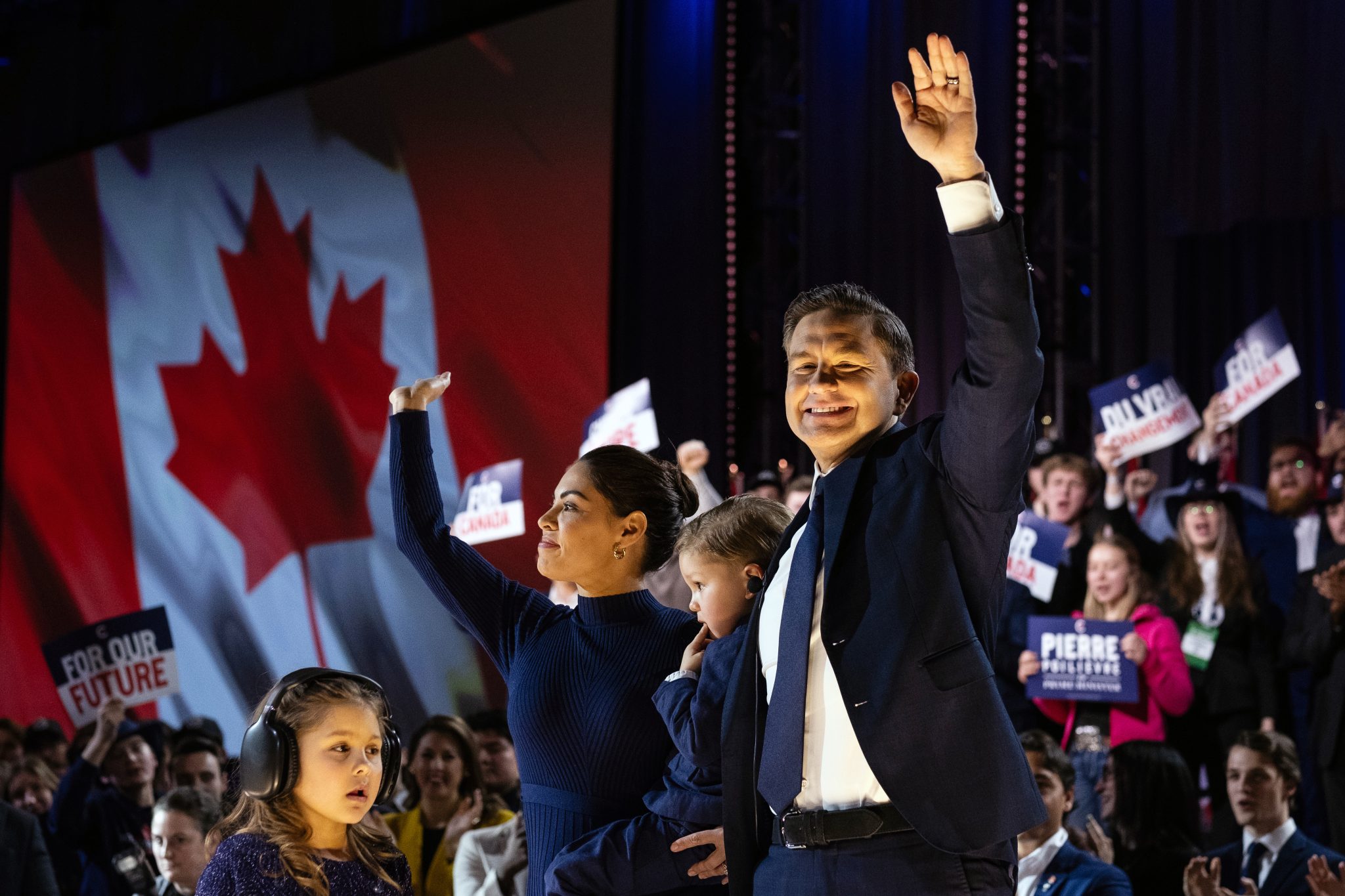 Liberals react after Tories vote to keep Poilievre as CPC leader