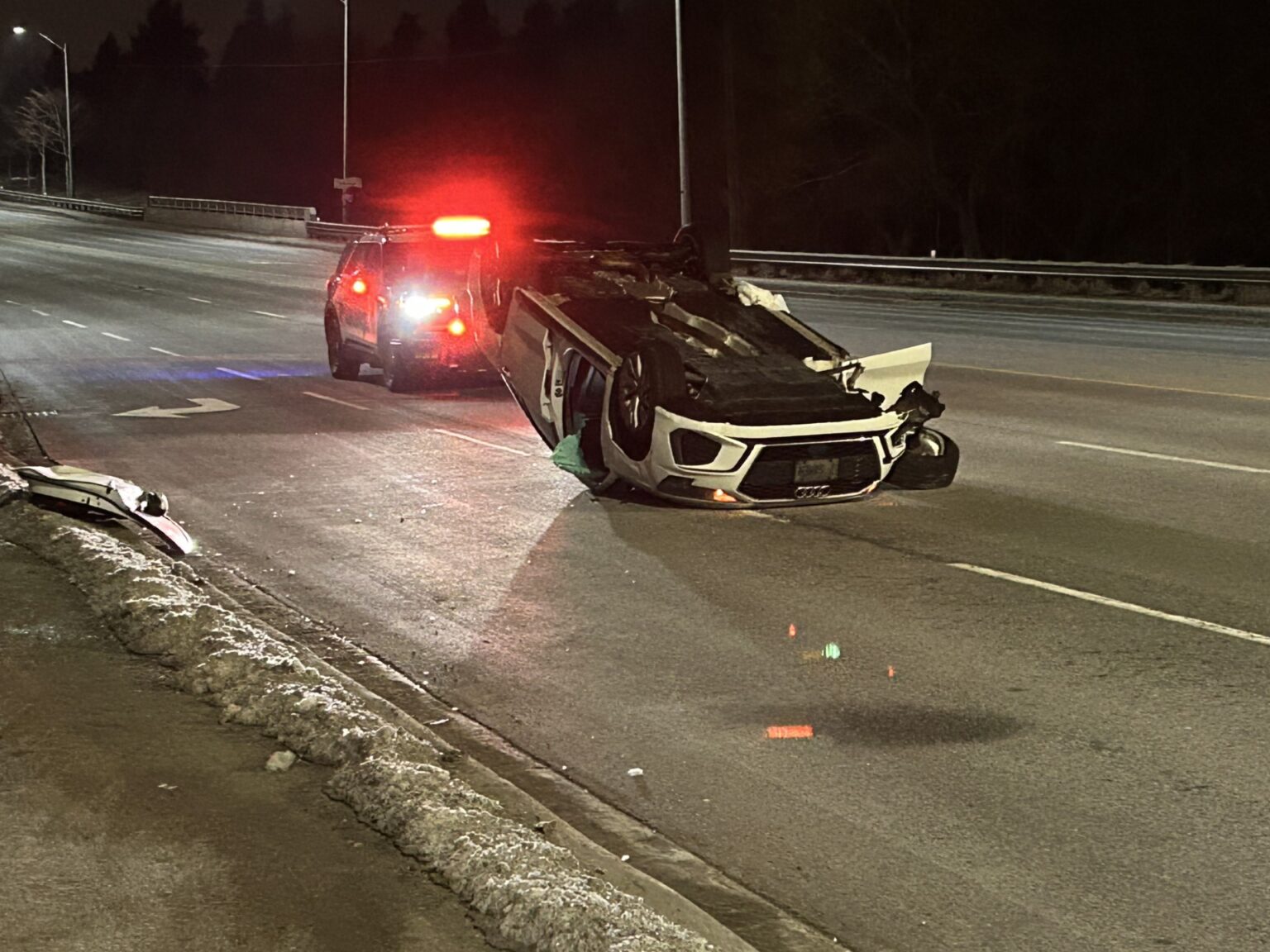 Markham crash leaves man injured; police investigating
