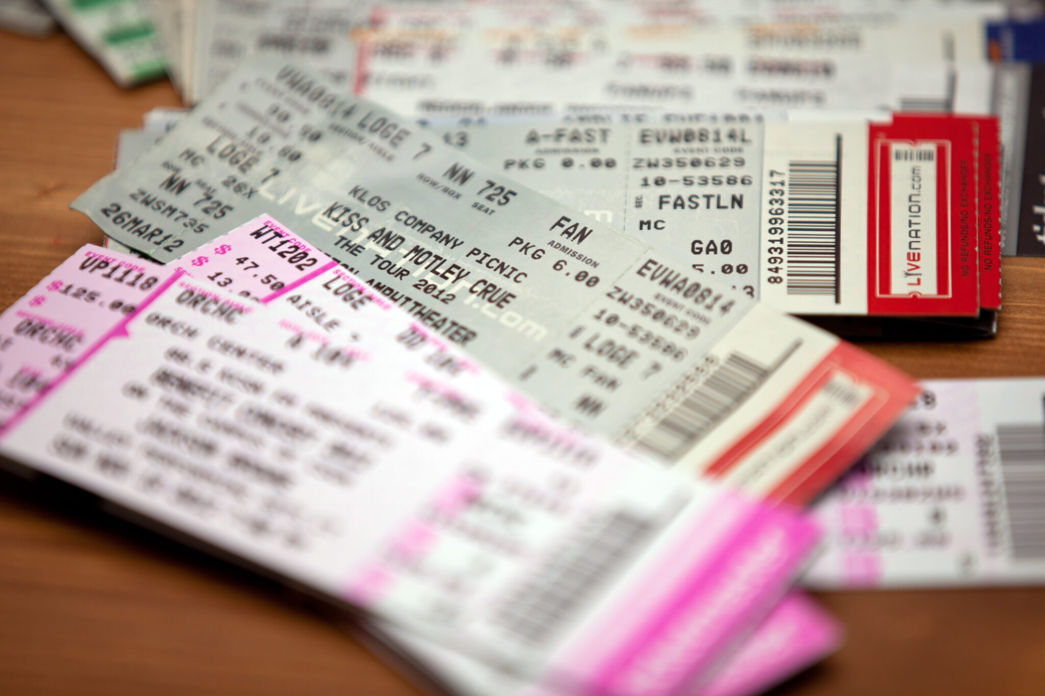 Ontario moves to ban above‑face‑value ticket resales