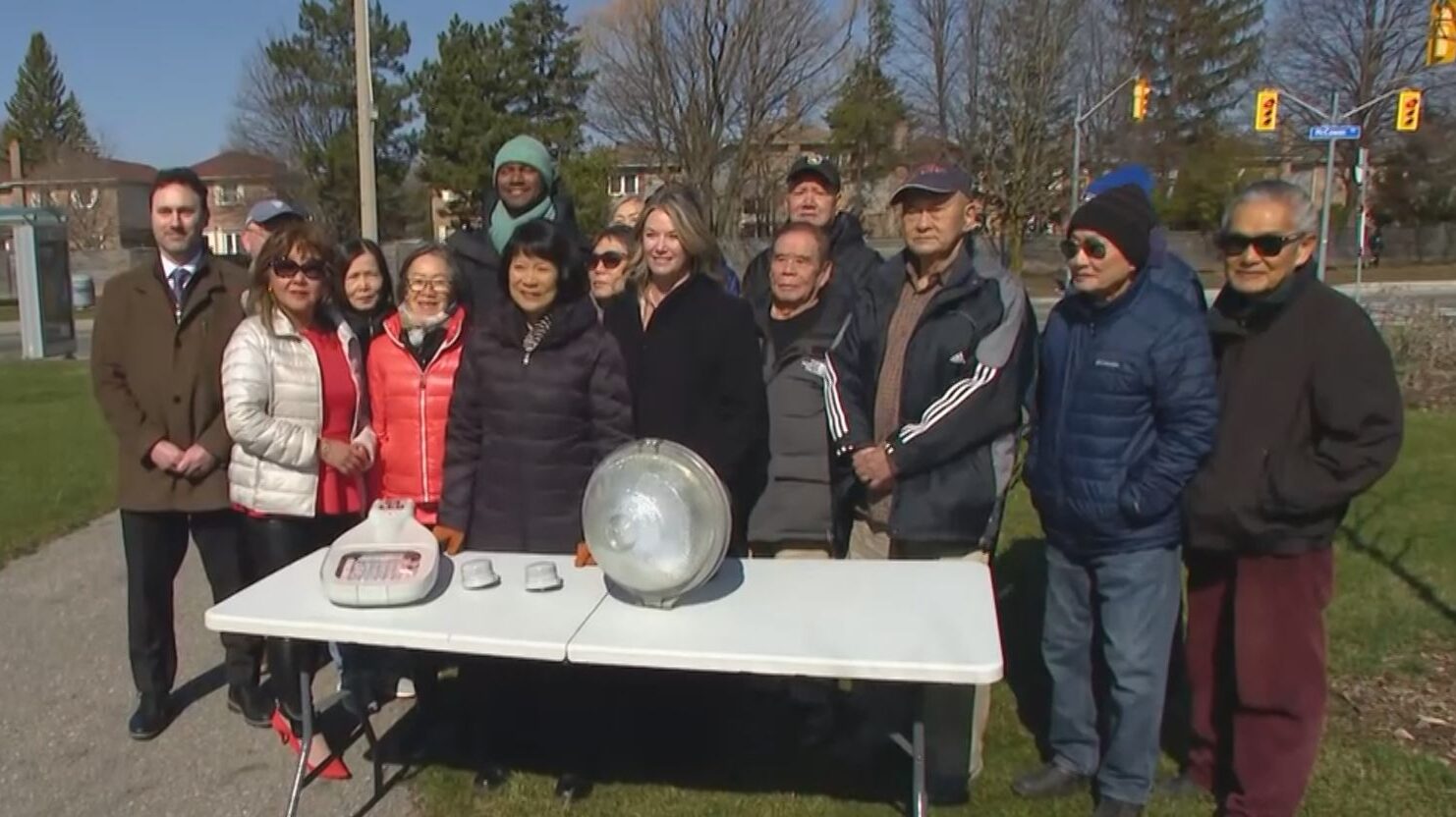 City of Toronto upgrading all street lights to LED by 2035