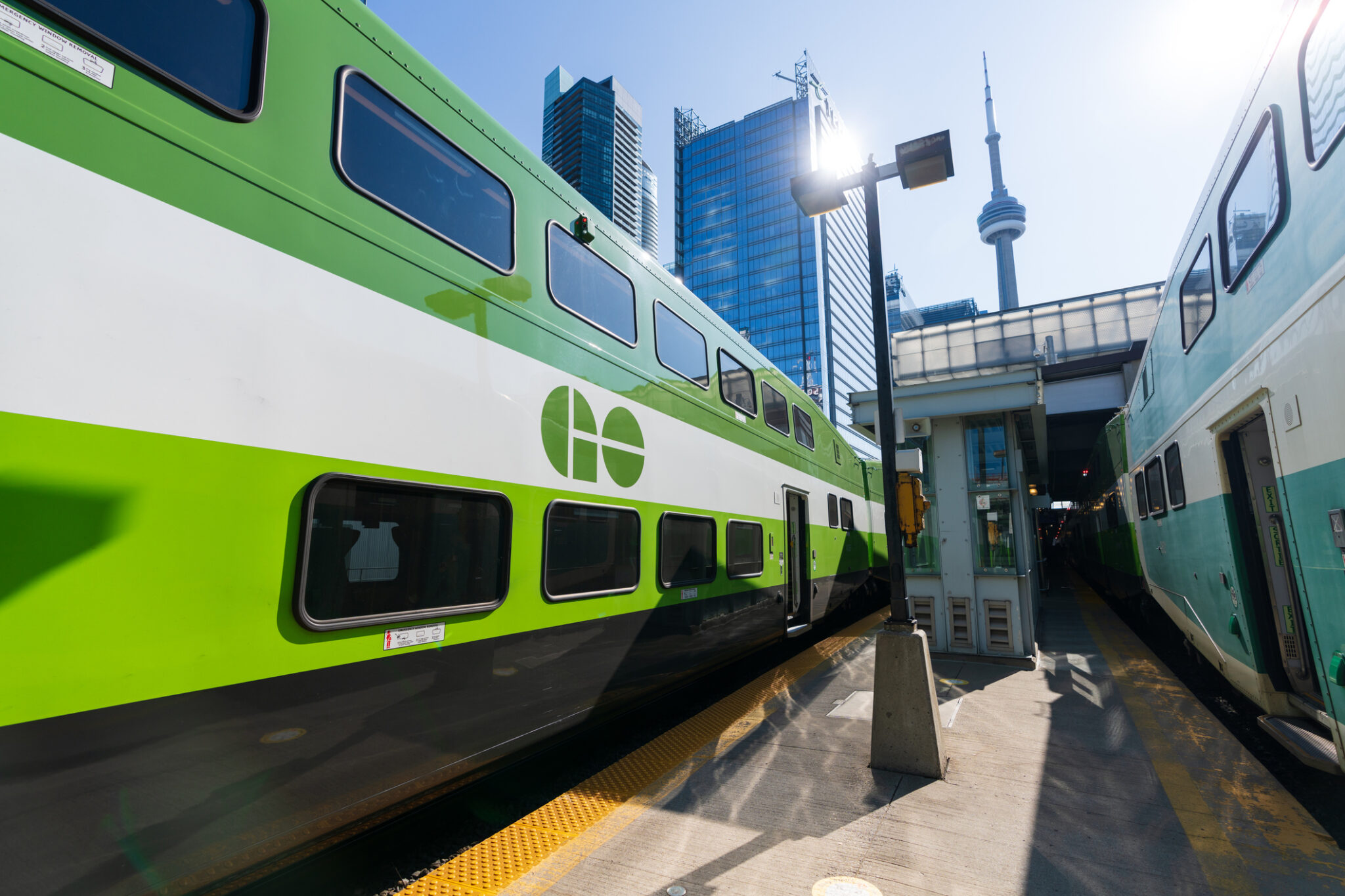 GO Transit warns of continued delays on Lakeshore East line
