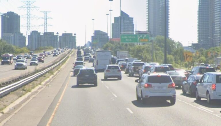 Emergency closure of some eastbound Gardiner Expressway lanes near ...